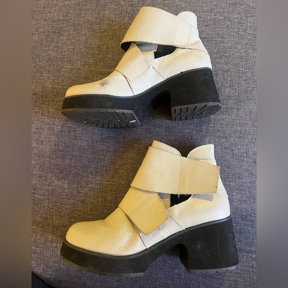 Shellys London | Shoes | Shellys London Leather Velcro Strap Platform ...